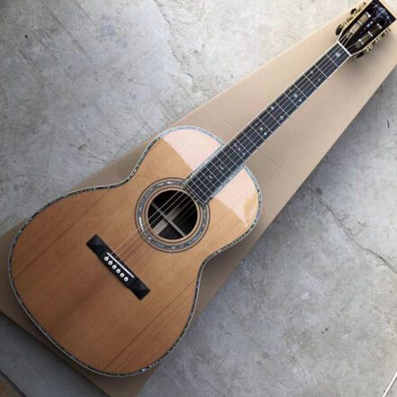 Custom Acoustic Guitar Martin 00045